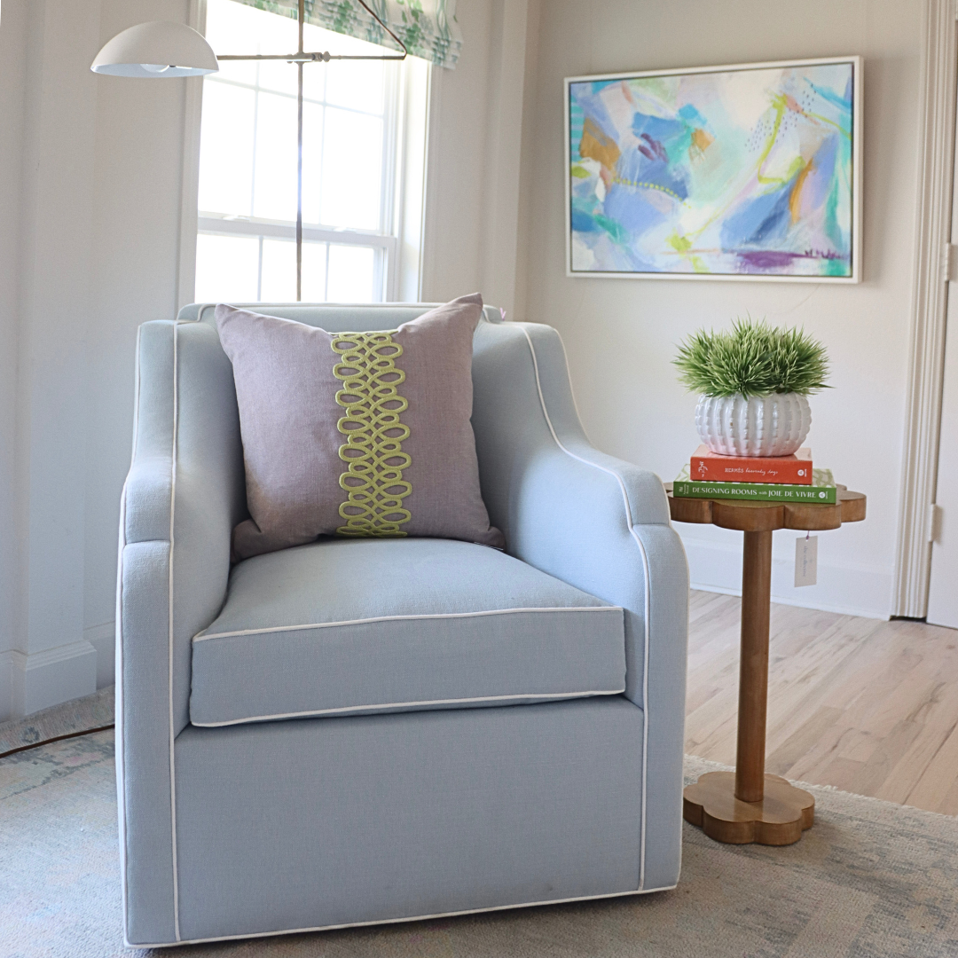 Mollie Scallop Swivel – The Collective Dallas